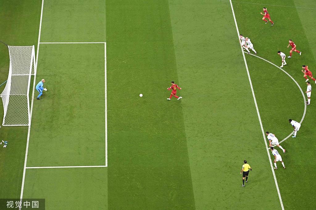 World Cup 2022: HLV Luis Enrique “dọa” loại Ferran Torres vì ăn mừng ...