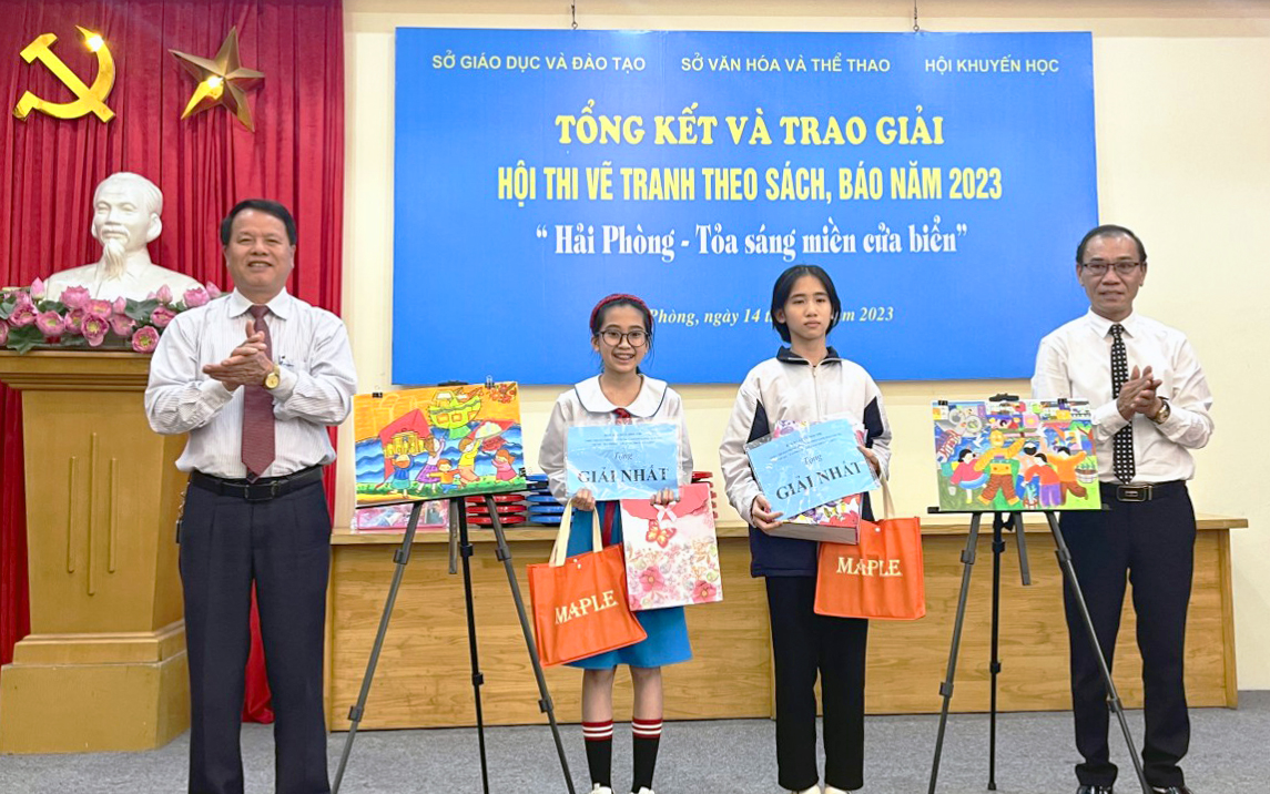 Trao Giải Hội Thi Vẽ Tranh Theo Sách Báo 2023 Hải Phòng Tỏa Sáng Miền Cửa Biển”