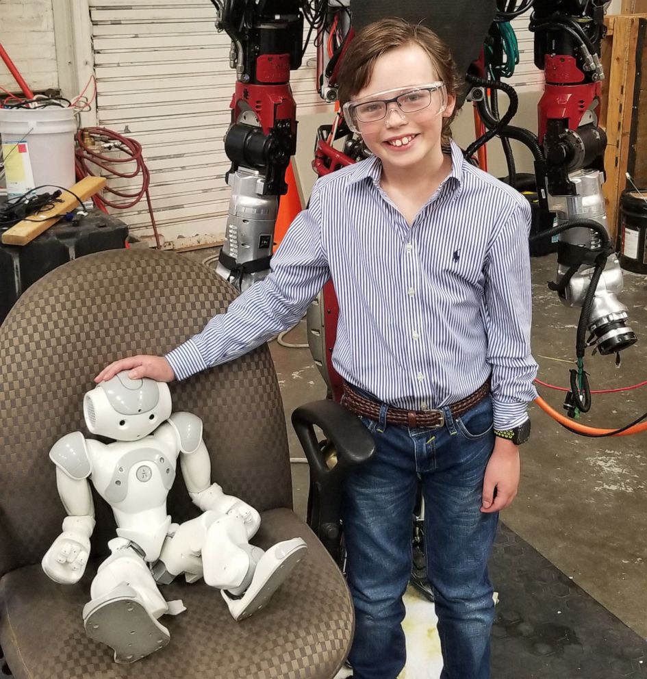 Thần đồng Mike Wimmer tốt nghiệp đại học năm 14 tuổi, điều hành 2 công ...