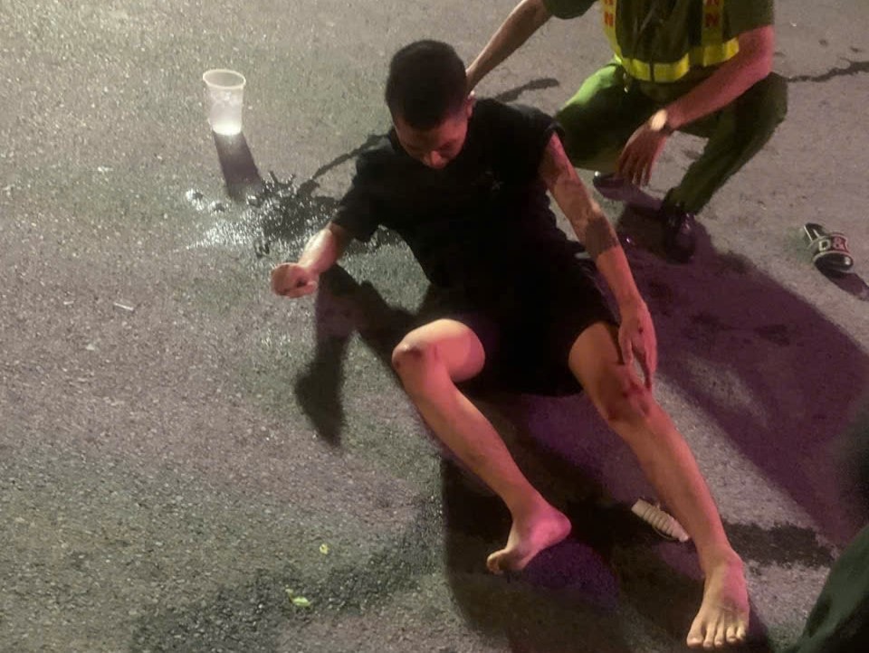 Khẩn trương điều tra, xử lý 2 đối tượng lao xe vào Cảnh sát cơ động ...