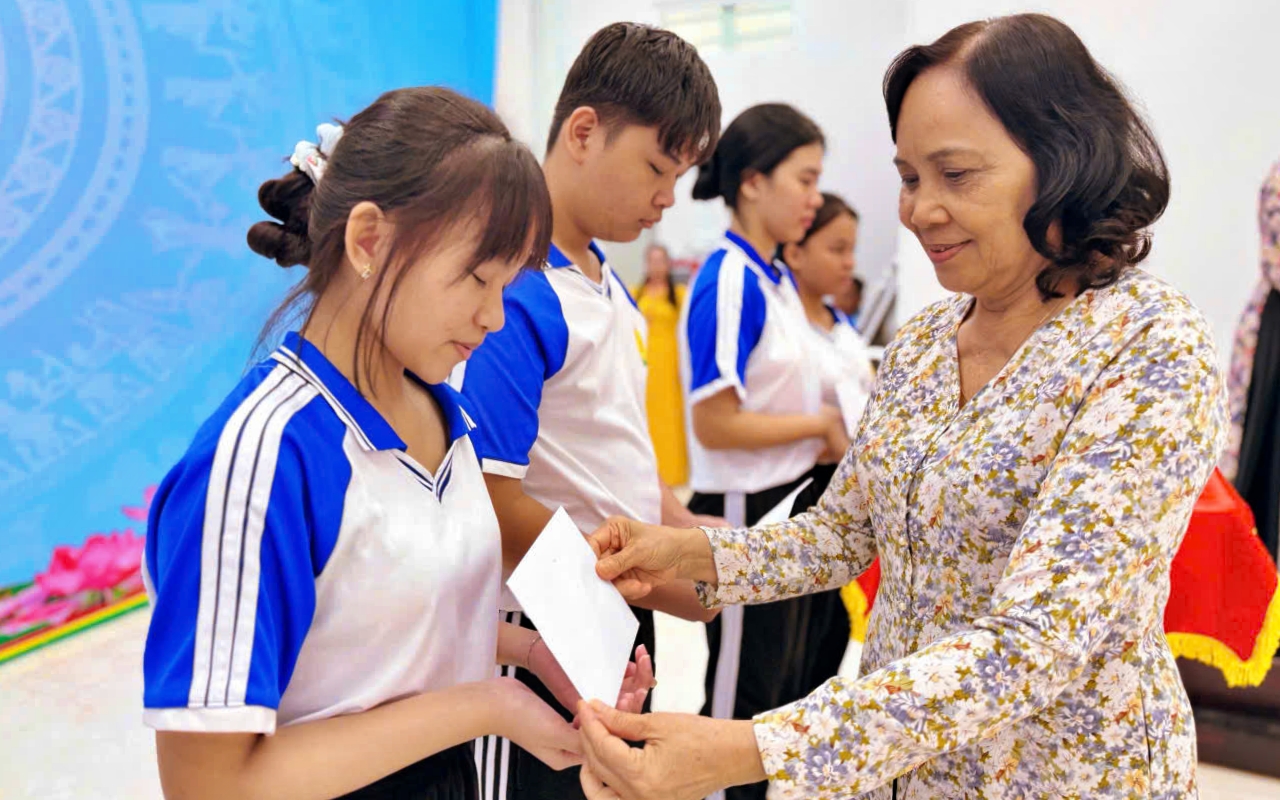 Đồng Tháp tổ chức Tháng Khuyến học đến các xã phường cơ sở